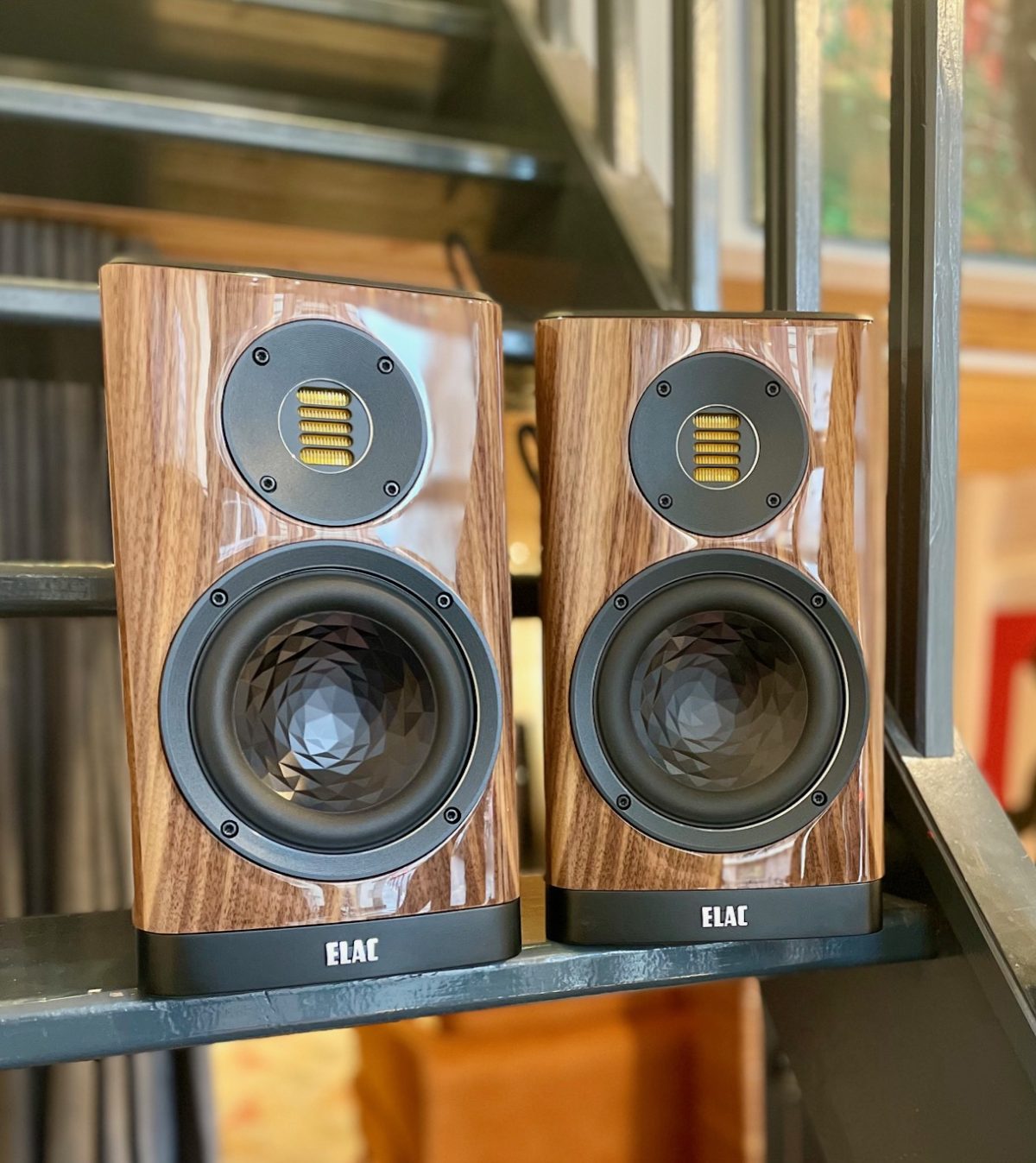 Elac Vela BS403.2 - Hifi Vaudaine - Enceinte Audiophile